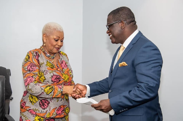 Ecobank Ghana donates GHS100,000 to Appiatse Support Fund | Business