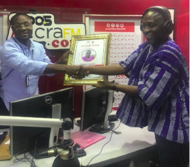 CMG honours veteran highlife musician Obiba Sly Collins | Entertainment