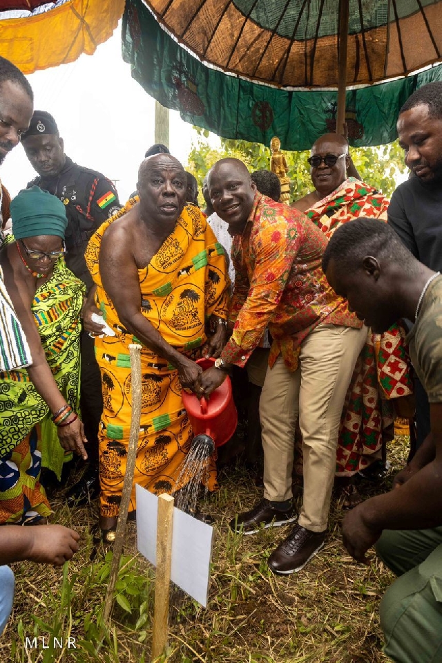 Green Ghana 2024: Okyehene, Lands Ministry launch fourth edition of ...